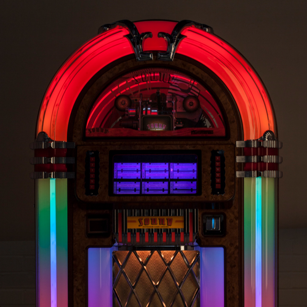 Vinyl SL45 Jukebox | The Men's Cave Official Website