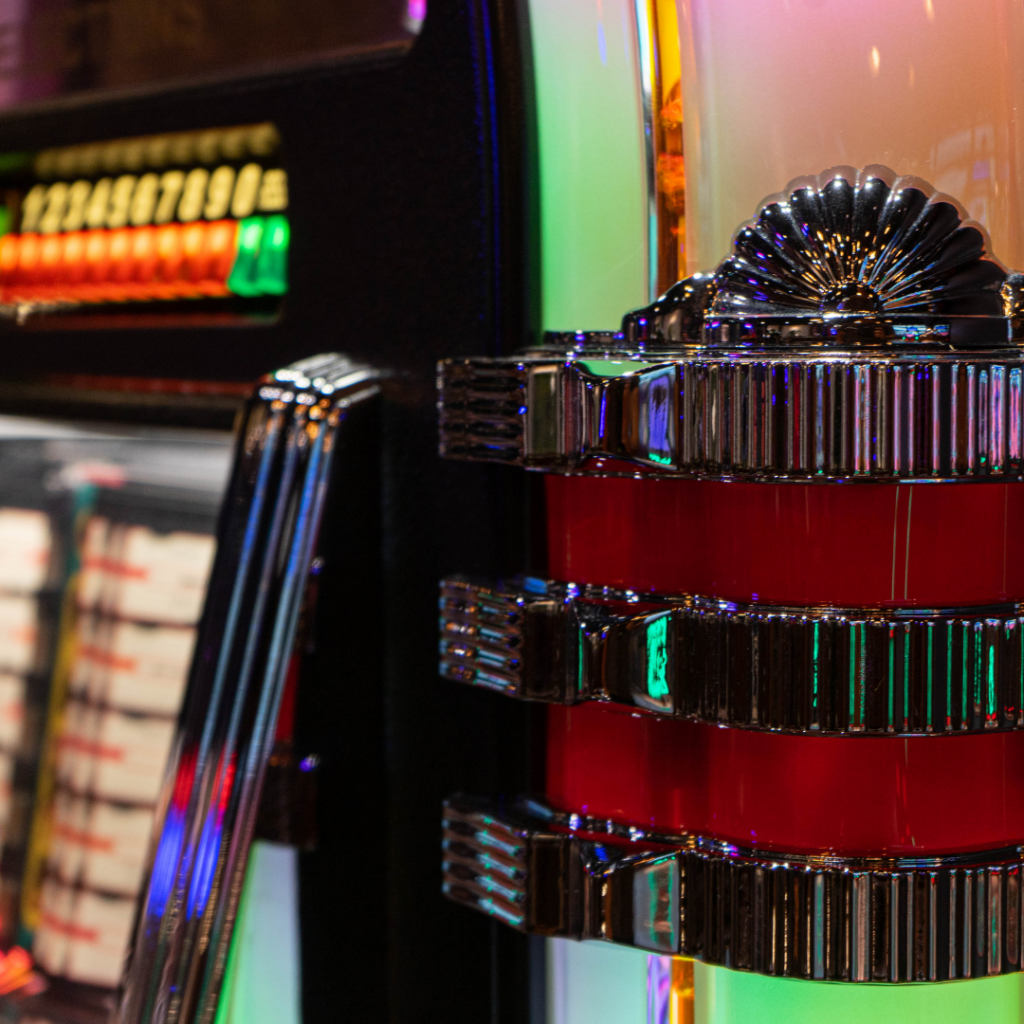 Authentic Bubbler Vinyl 45 Jukebox | The Men's Cave Official Website