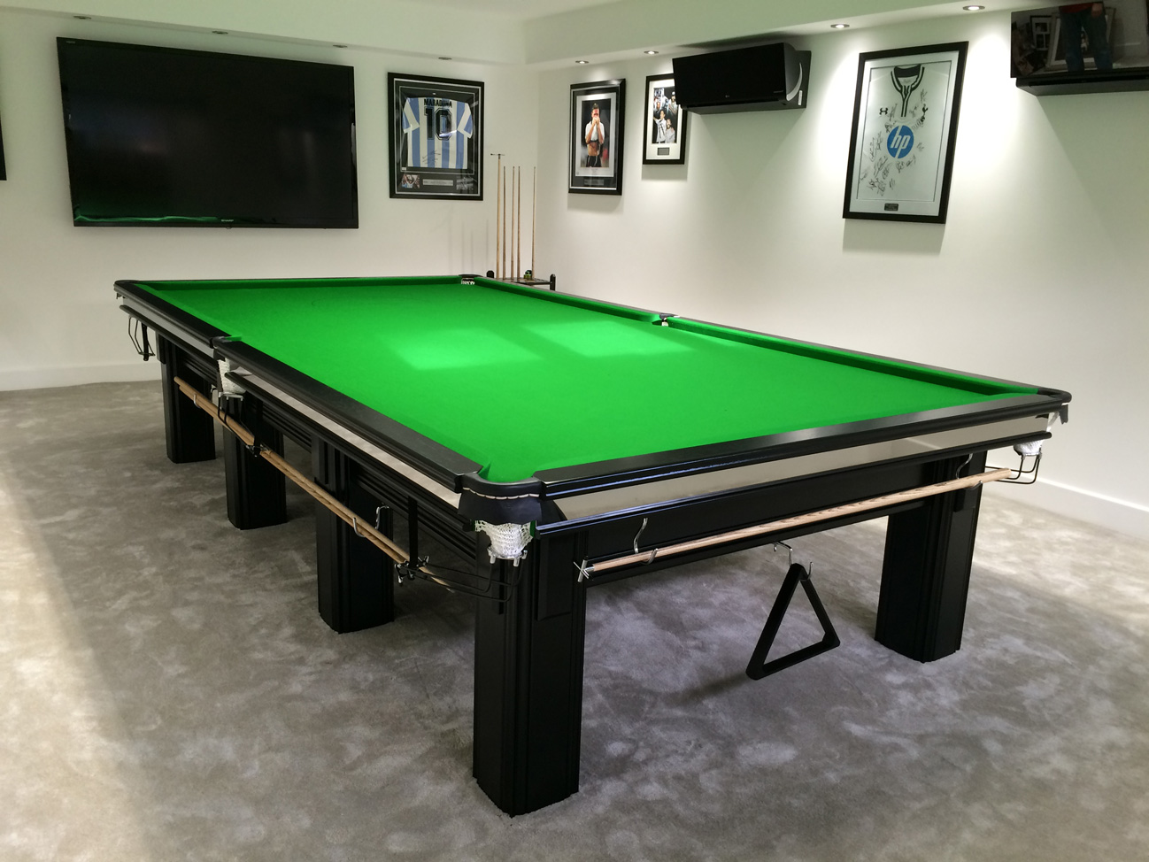 Pool Table Size Guide: Pool Table Dimensions & Sizes